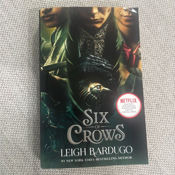 Other | Six Of Crows Book By Leigh Bardugo | Poshmark